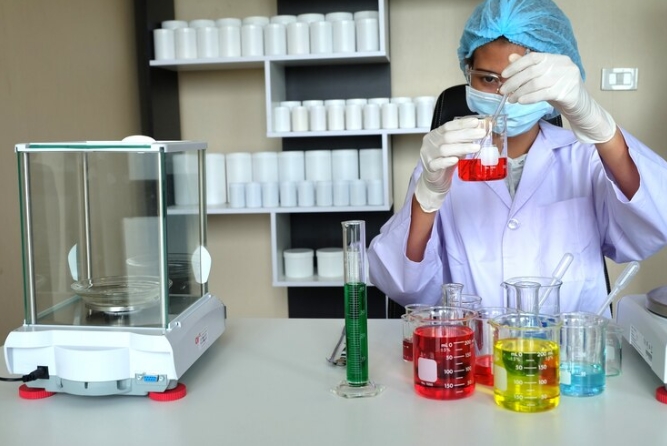 Revolusi Diagnosa: Mengintip Kemajuan Teknologi Laboratorium Medis ...